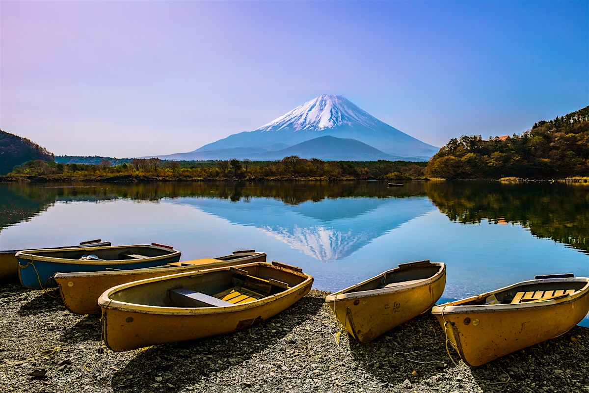 Fuji Five Lakes travel | Japan - Lonely Planet